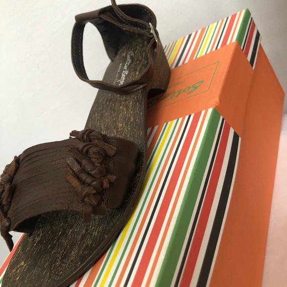 Sotto Sopra | Shoes | Made In Italy Sandals | Poshmark